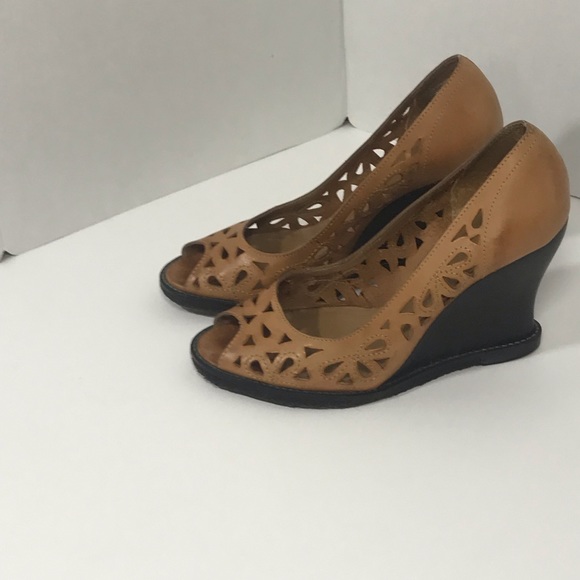 Report | Shoes | Report Brand Wedge Sandals | Poshmark